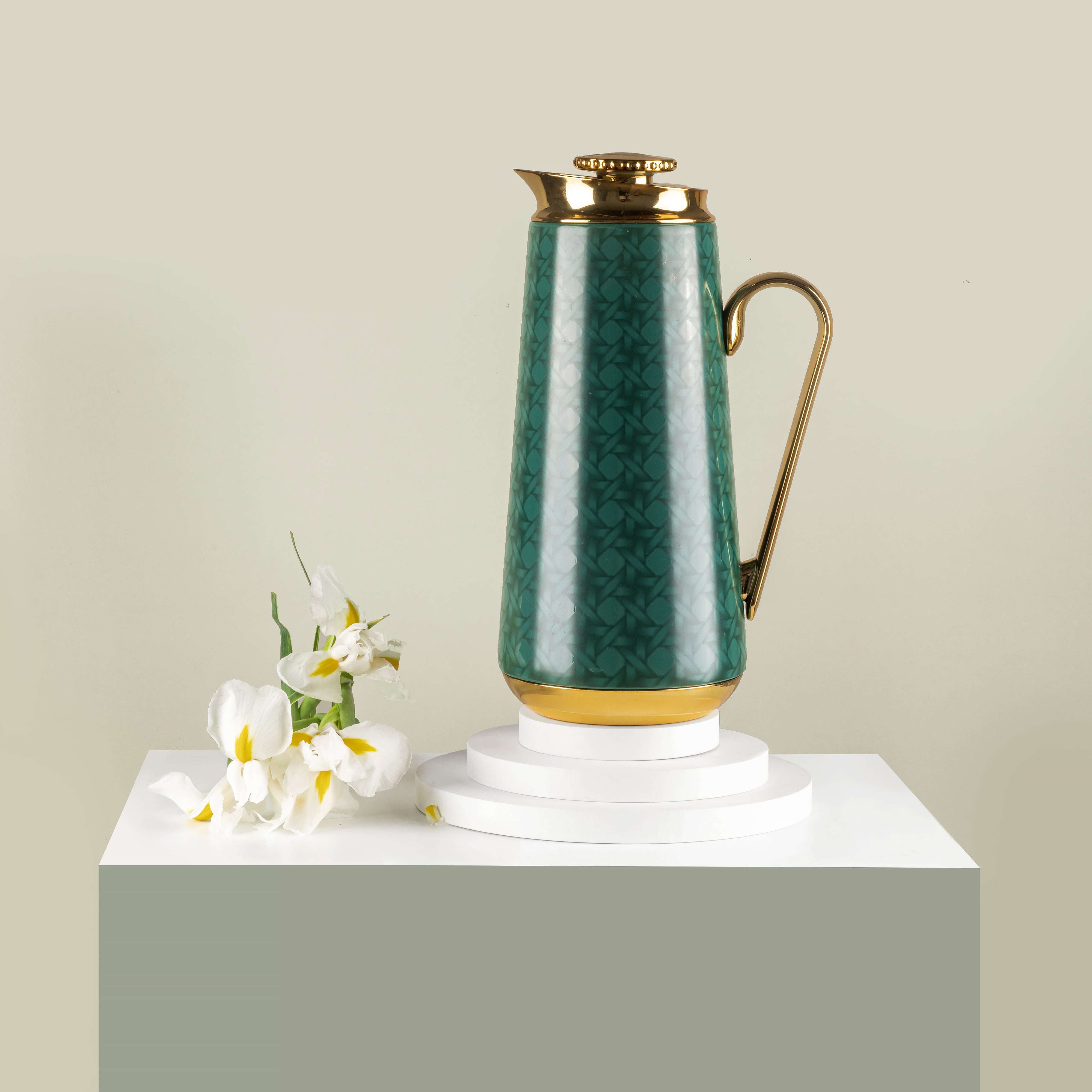 Rattan- Vacuum Flask- Green & Gold – Otantik Canada